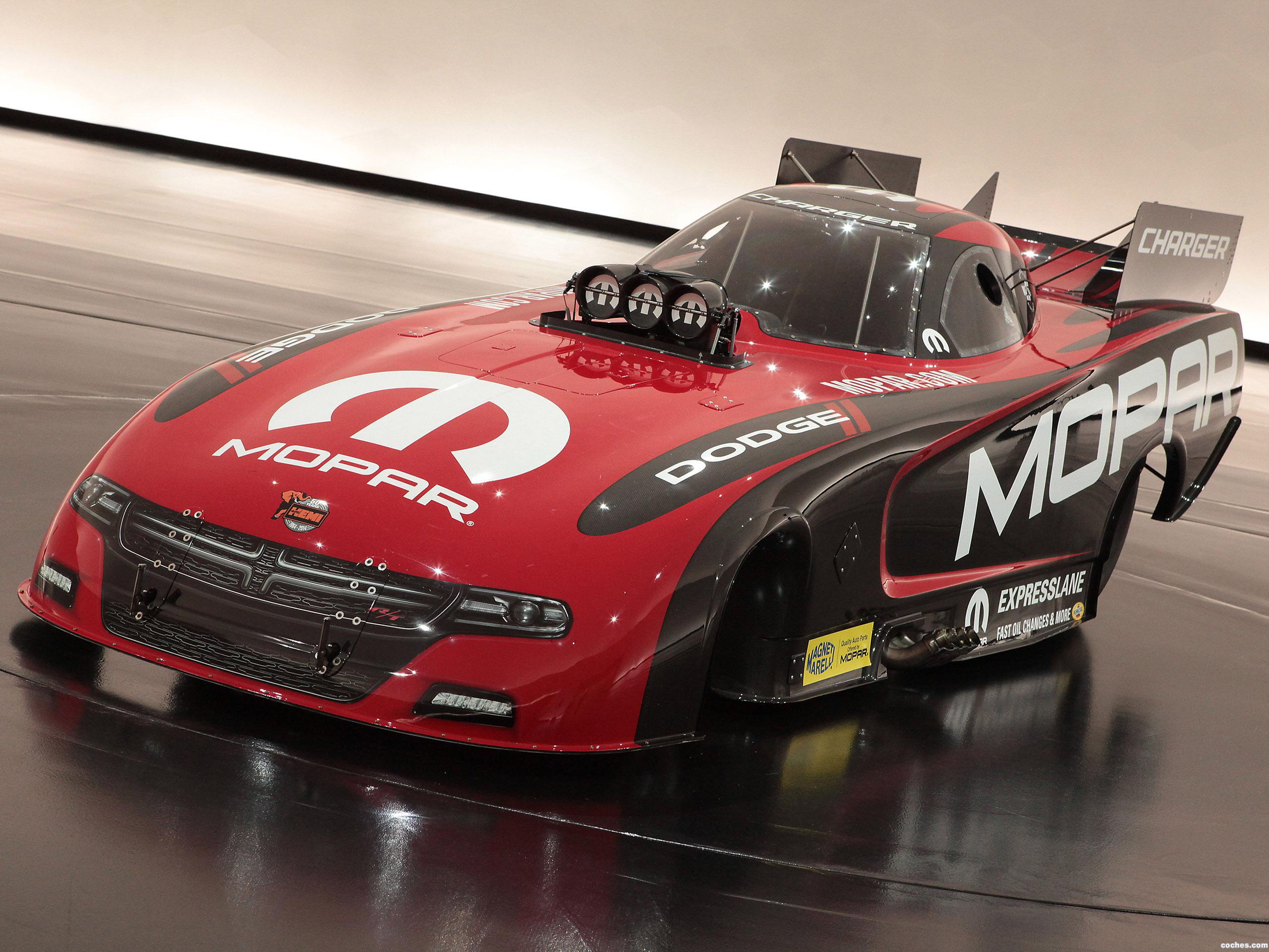 Fotos de Dodge Charger RT Funny Car Mopar 2015