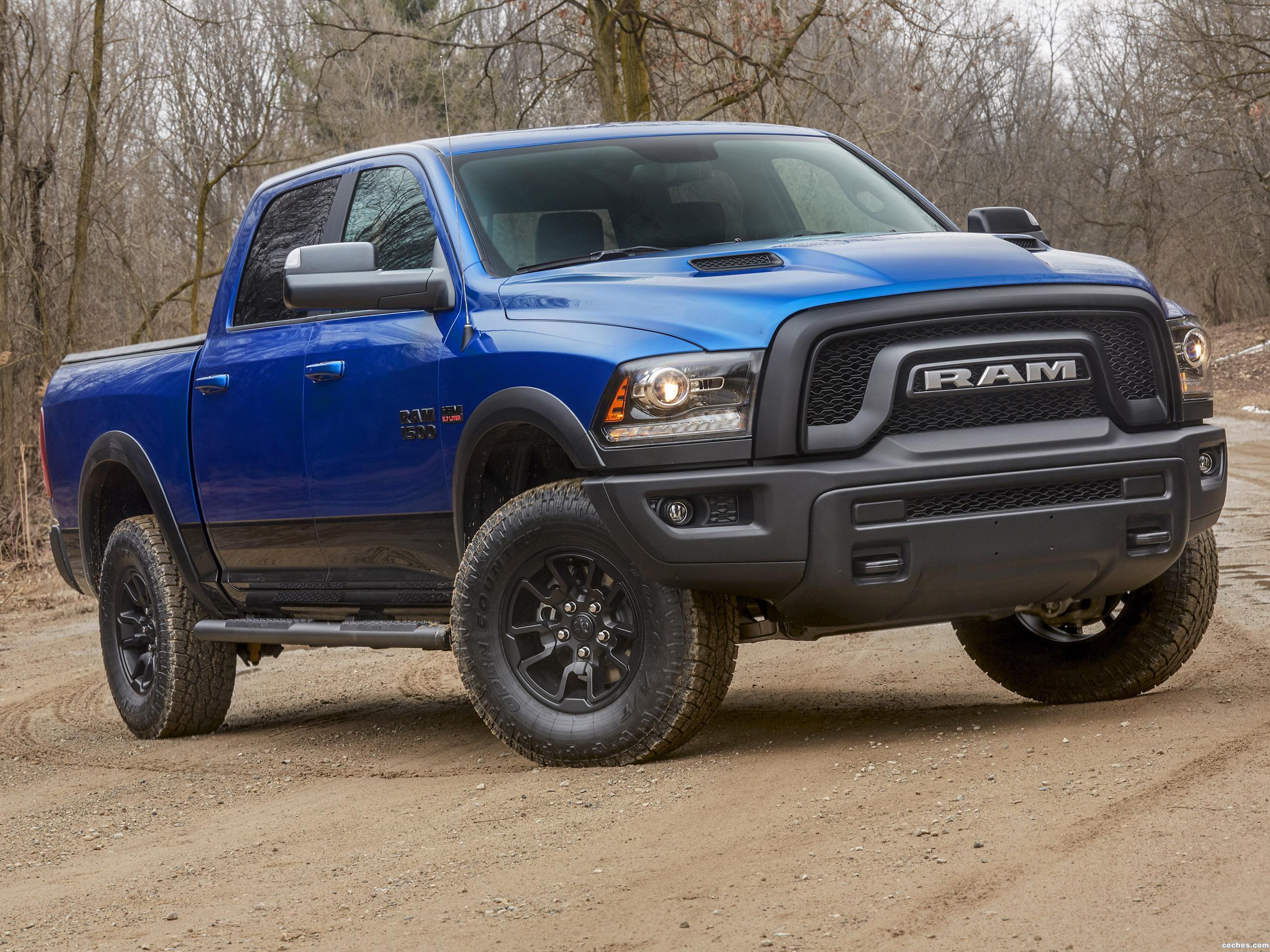 Fotos De RAM 1500 Rebel Blue Streak Crew Cab 2017 Foto 10