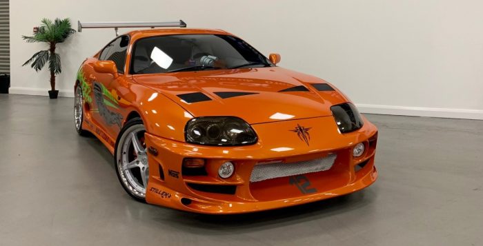 ¿Quieres sentirte hollywoodiense con esta réplica del Toyota Supra de ...