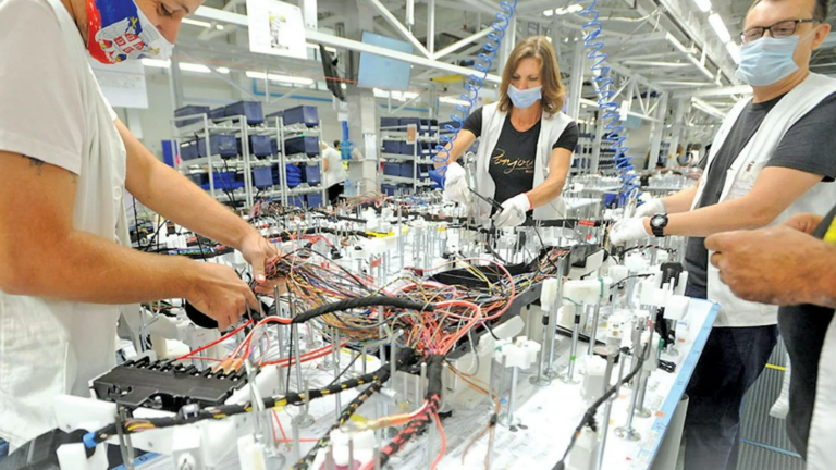 Los fabricantes necesitan arneses de cableado modulares más simples