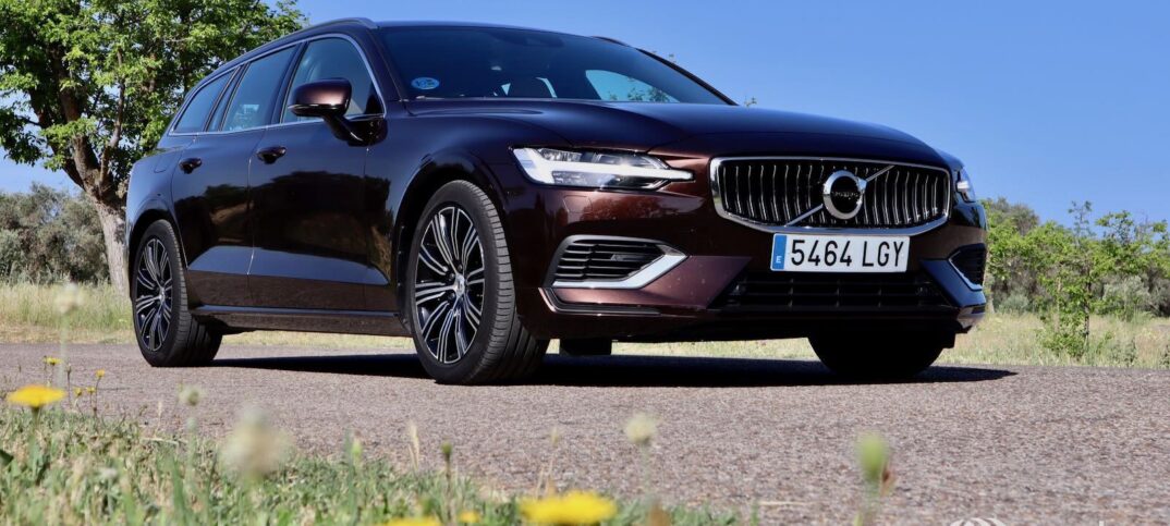 Volvo V60 T6 Recharge 2022 | Prueba | Opiniones | Consumos